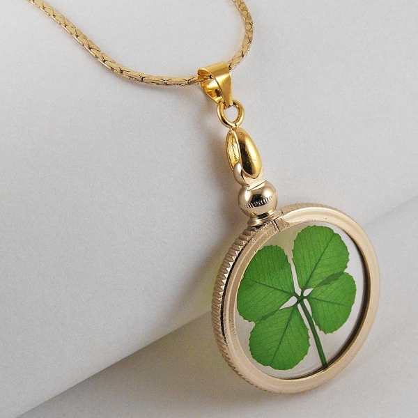 Good Luck Four Leaf Clover Gold Charm Necklace